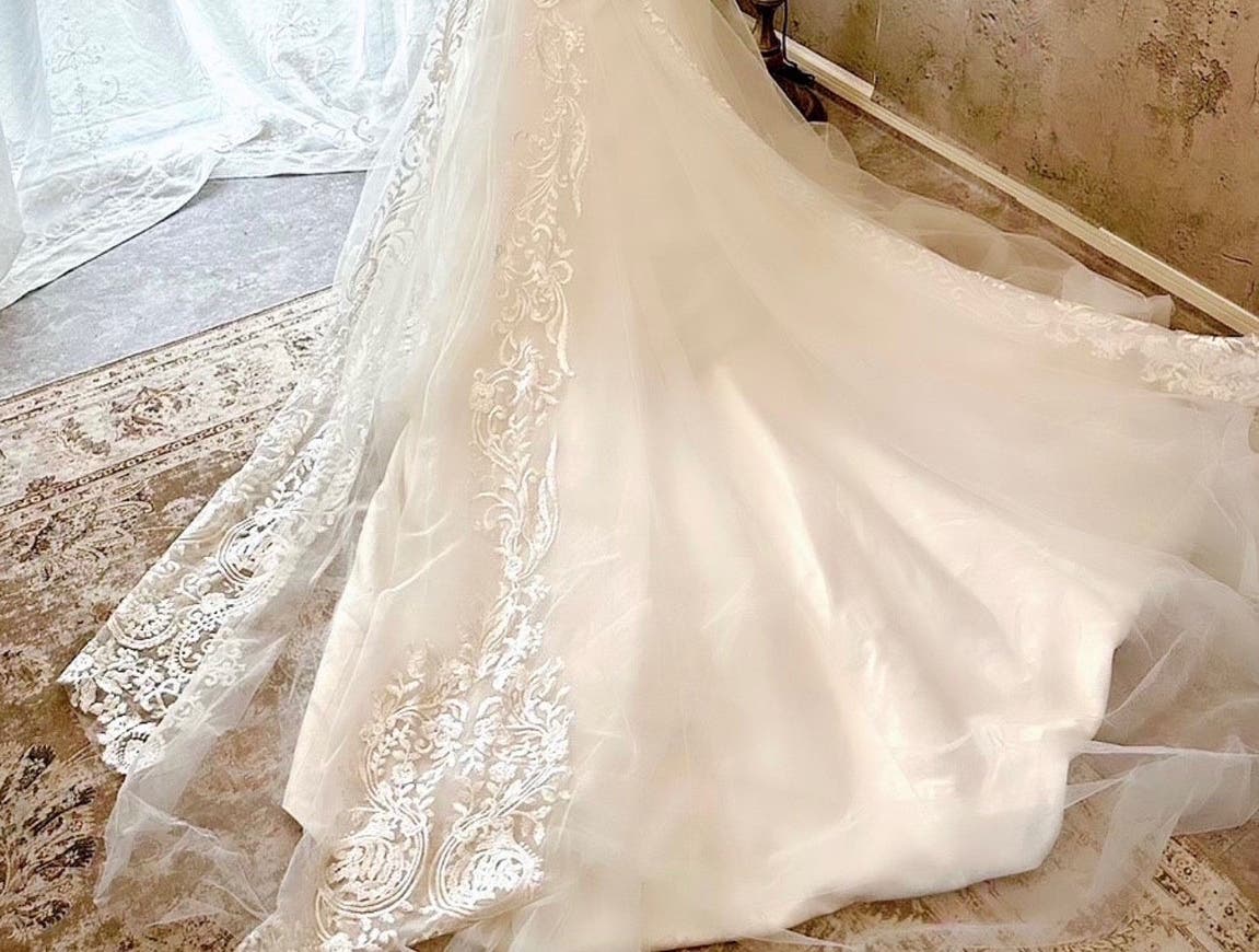 ウエディングドレスレンタルの画像2