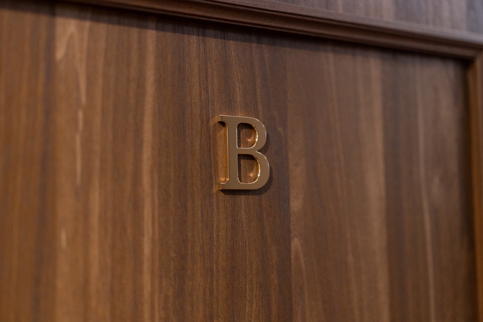 【熊本下通中央】ルーム B 薄いミントグリーン×ゴールドが涼やかでエレガント の写真4