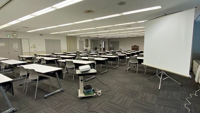 【オンライン配信にも対応】新橋5分の貸会議室228名対応 7階大ホールの写真7