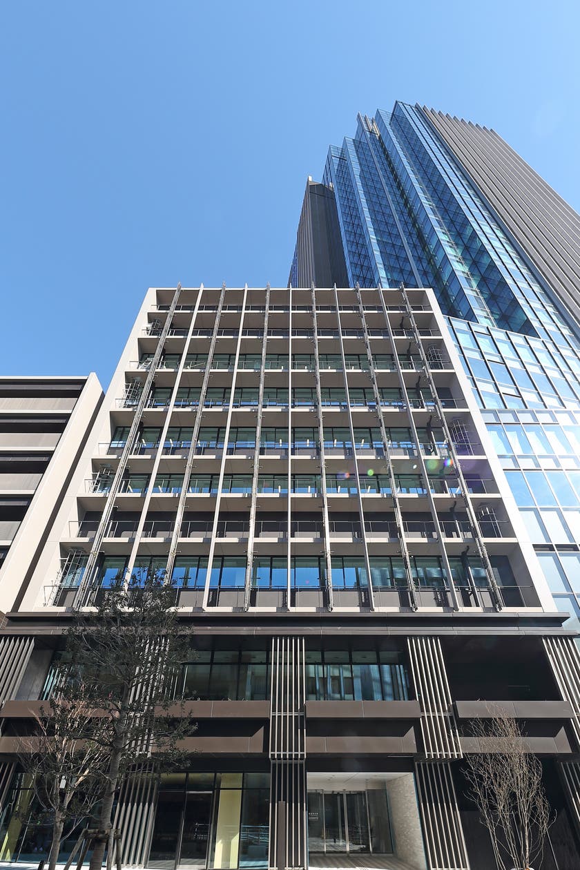 【四ツ谷駅徒歩3分】フロア貸し_全15部屋130名対応！土日限定貸出！試験会場/セミナー/研修に。無料Wi-Fi モニター付きの写真1