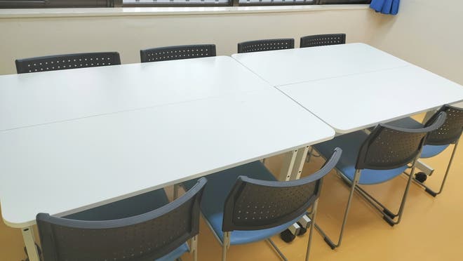 【壺川駅徒歩5分】定員8+α名!プロジェクター含む備品・高速Wi-Fi無料!旭町101会議室の写真2