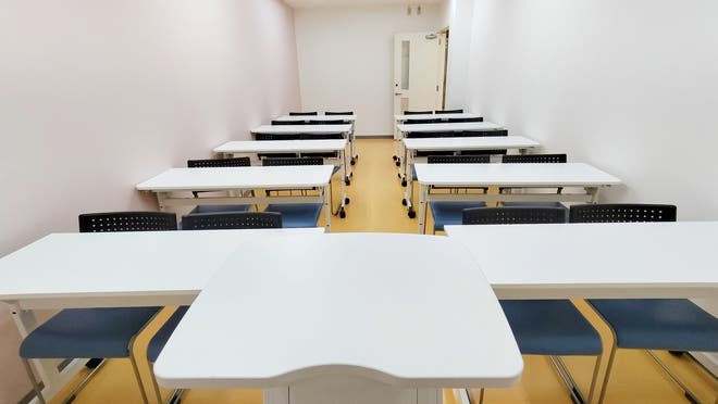 【壺川駅徒歩5分】定員20+α名!プロジェクター含む備品・高速Wi-Fi無料!旭町103会議室の写真3