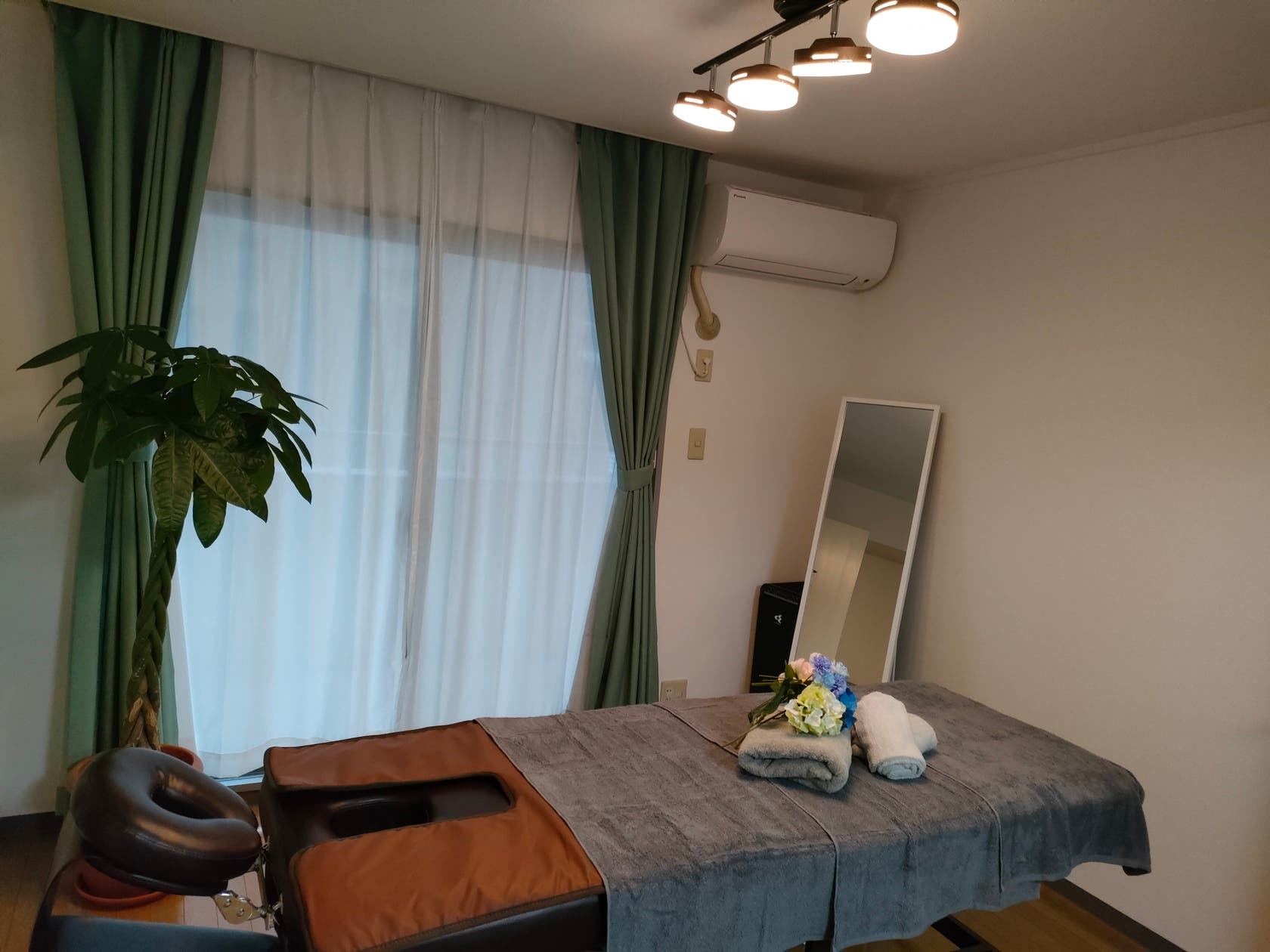 赤羽駅南口徒歩3分のレンタルサロンスペースの写真5