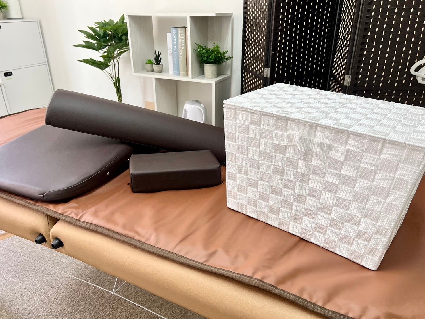 🌸電動ベッド導入🌸《JR新宿駅「徒歩5分」》完全個室のレンタルサロン＊なごみサロン｜ヒートマット・各種備品充実✨の写真6