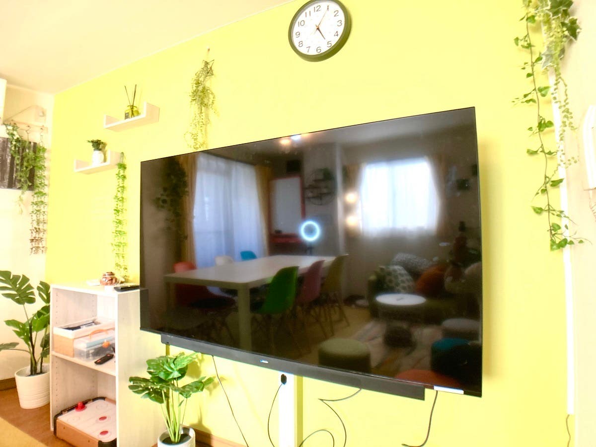 動画配信見放題❣リピート割あり❣駅近徒歩4分♪朝活歓迎📚超大型❣65型TV📺で動画鑑賞🎥プレゼンやセミナー📖の写真5