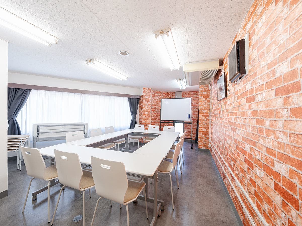 【たくすぺ会議室★神田駅徒歩1分★平日特価中！】多目的・完全個室・Wi-Fi♬会議・セミナー・土足可・飲食可★の写真4