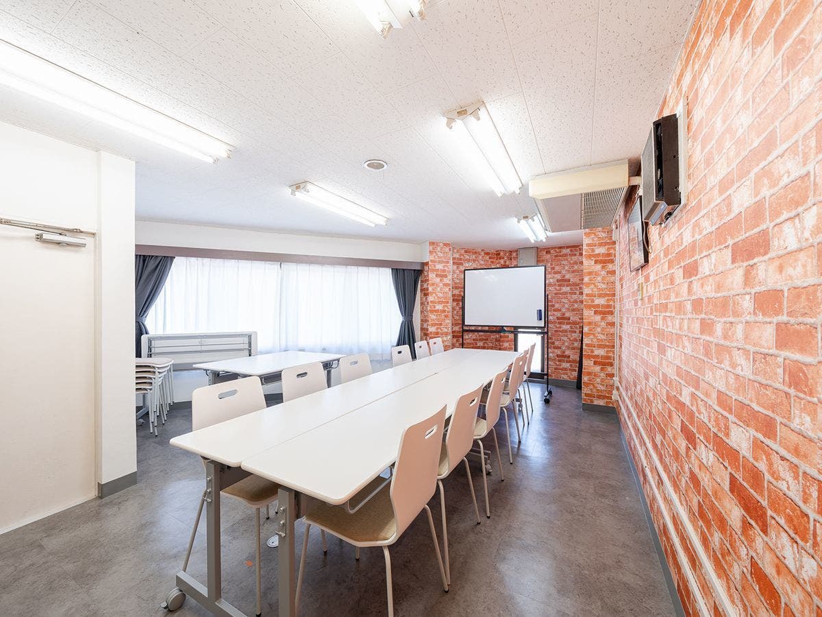 【たくすぺ会議室★神田駅徒歩1分★平日特価中！】多目的・完全個室・Wi-Fi♬会議・セミナー・土足可・飲食可★の写真3