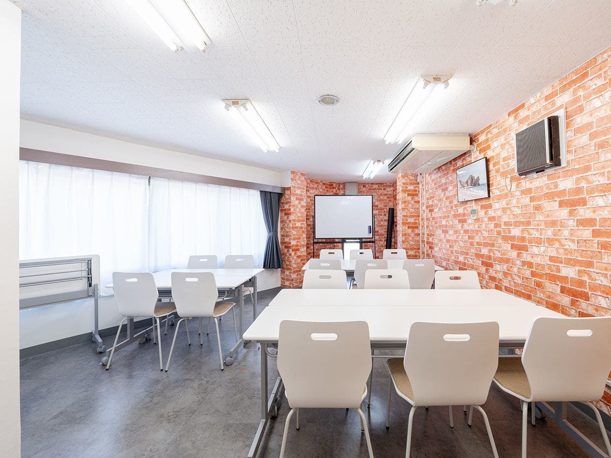 【たくすぺ会議室★神田駅徒歩1分★平日特価中！】多目的・完全個室・Wi-Fi♬会議・セミナー・土足可・飲食可★の写真5
