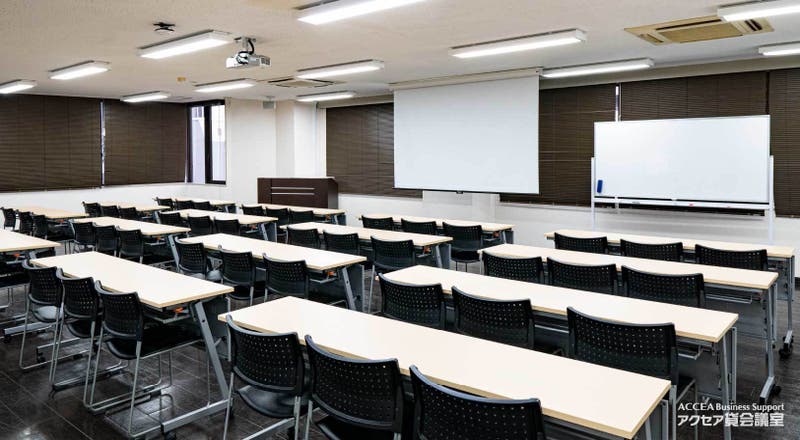 アクセア会議室半蔵門店 第1会議室【半蔵門駅より徒歩1分！スクール57名利用可能な会議室】
