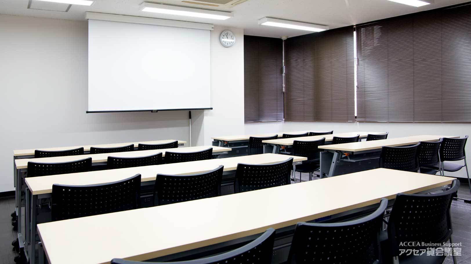 アクセア会議室半蔵門店 第2会議室【半蔵門駅より徒歩1分！スクール21名利用可能な会議室】の写真1