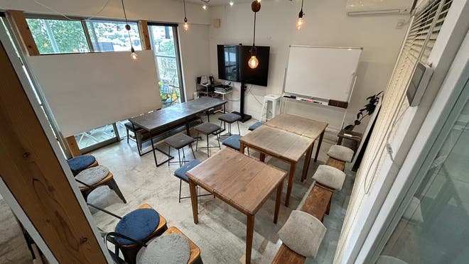 【つくばEX研究学園駅徒歩10分】元カフェスペースであなたの夢を実現!の写真1