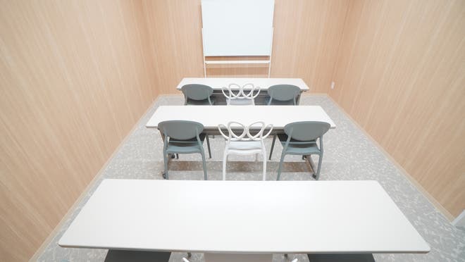 <レンタルスペースYAHAGI No.2>ツルマガーデン内🌳9名収容💺Wi-Fi📶会議/商談/テレワークの写真6