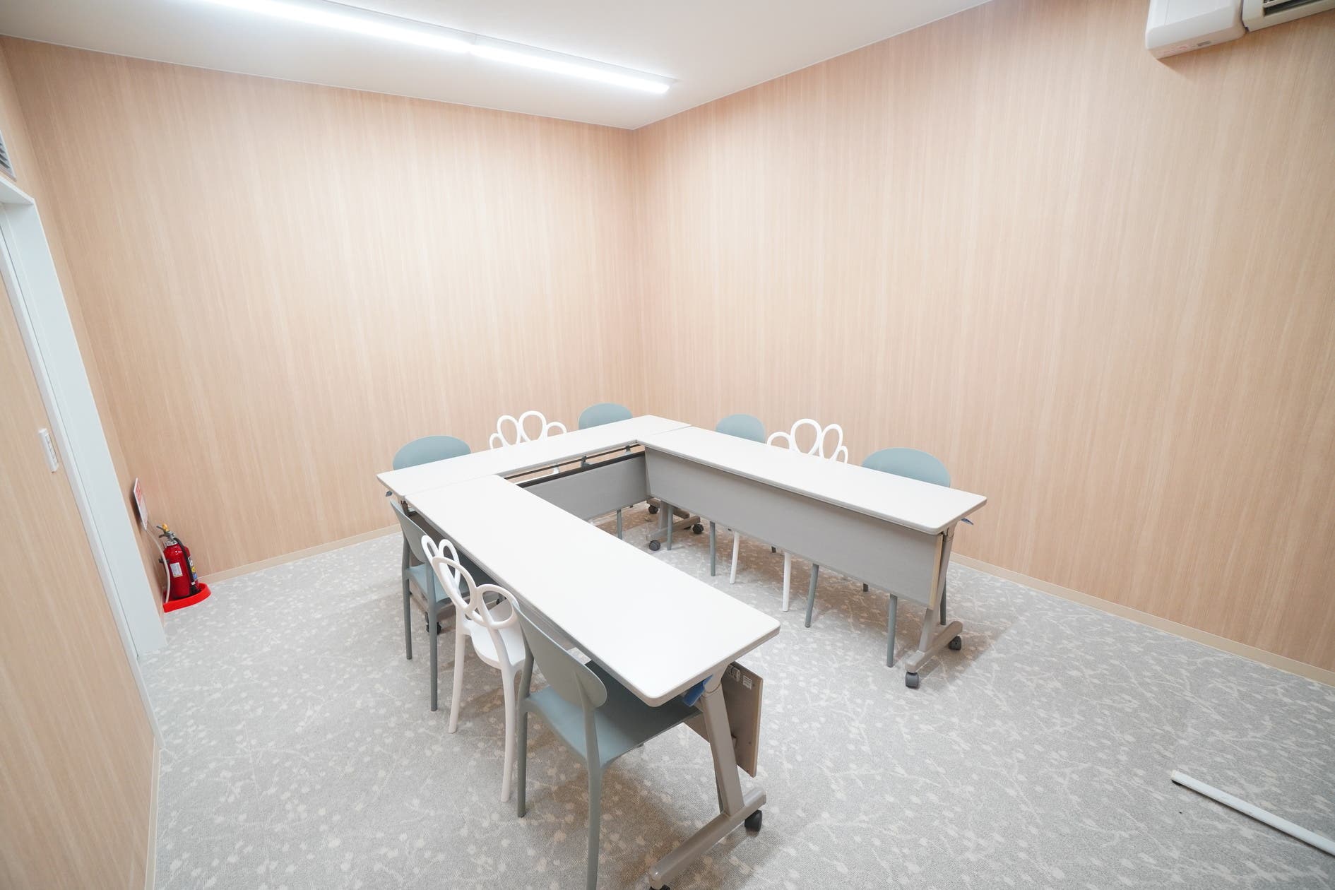 ＜レンタルスペースYAHAGI No.2＞ツルマガーデン内🌳9名収容💺Wi-Fi📶会議/商談/テレワークの写真10