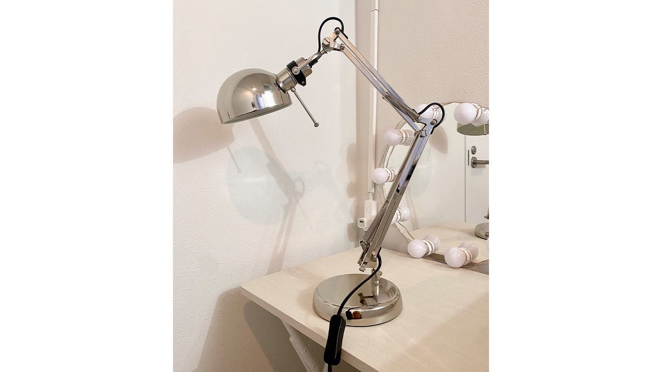 【無料】卓上ライトの画像1