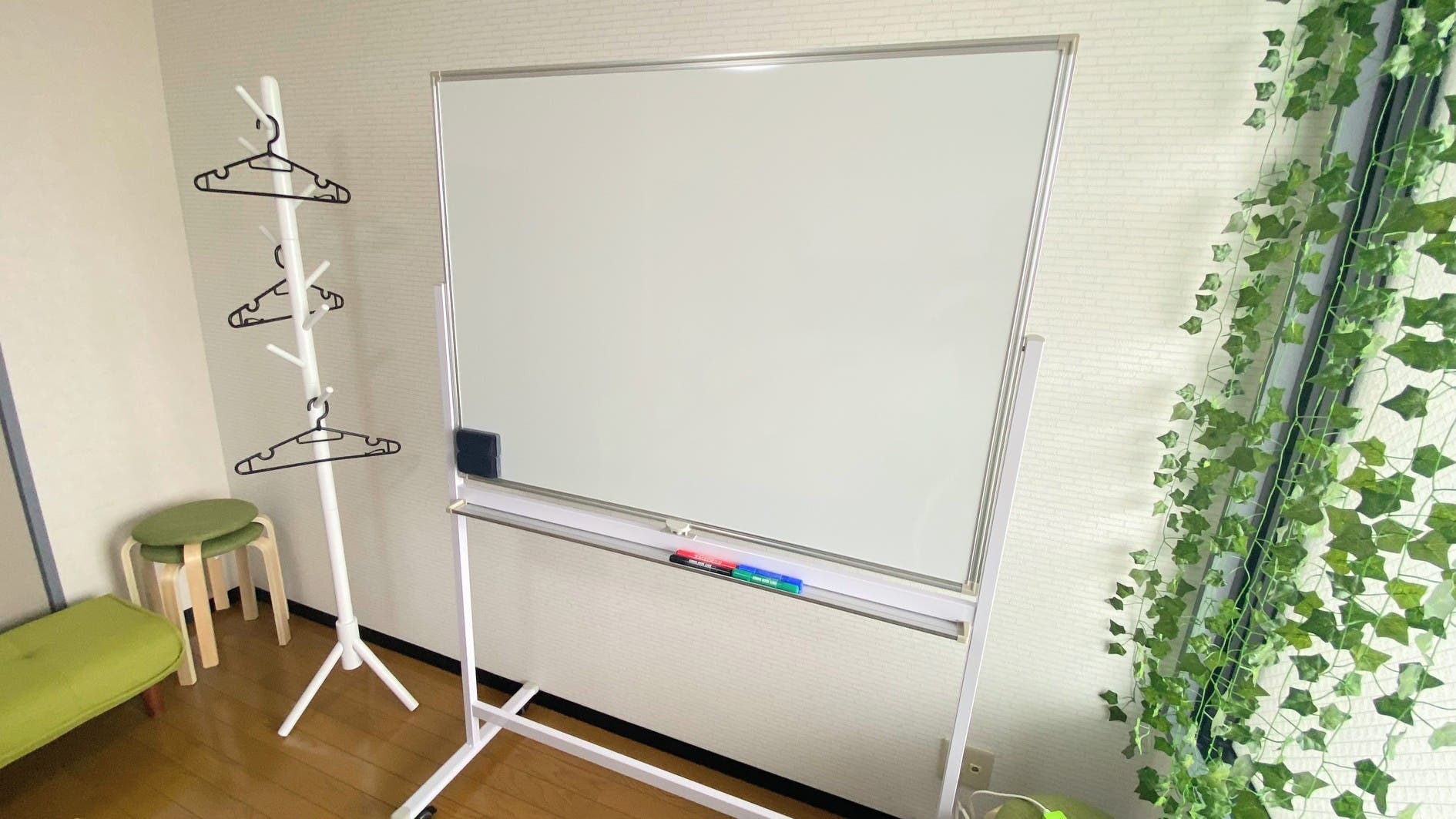 ★地域最安値★【宇都宮駅東口すぐ！超有名ビジネスホテル隣】モニター付き会議室９名／商談／セミナー／学生／テレワークの写真7