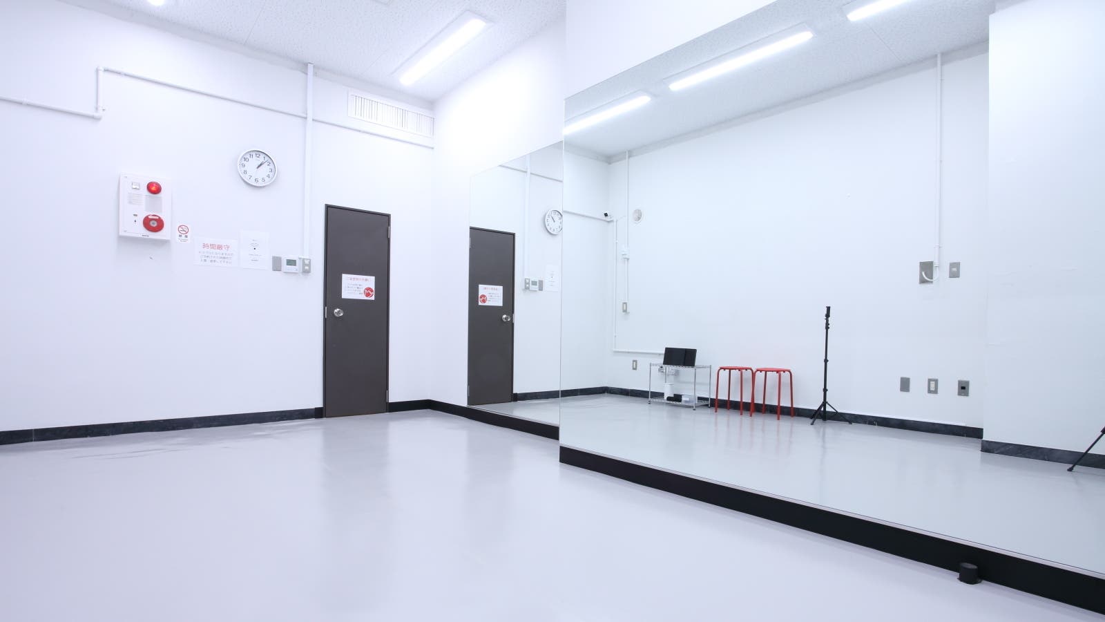 【DAYS 1F】関内駅徒歩2分👍 横浜エリア最安🉐 個人・少人数の利用に最適なスタジオ♫の写真2