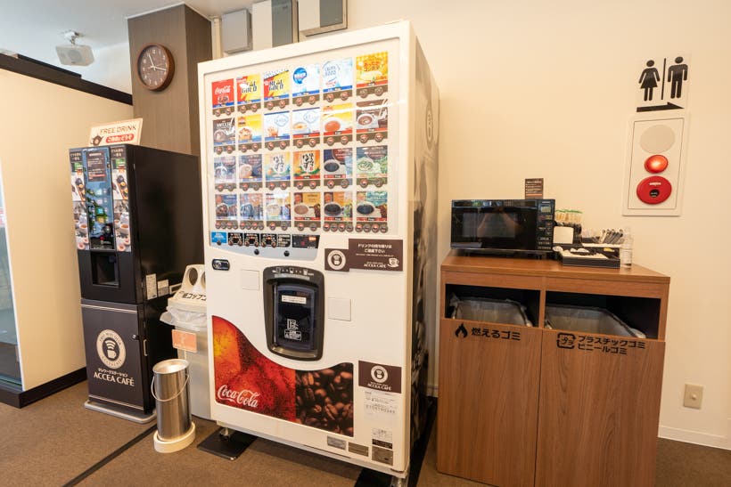 アクセア会議室田町店 第1会議室【田町駅より徒歩5分！スクール18名利用可能な会議室】の写真10