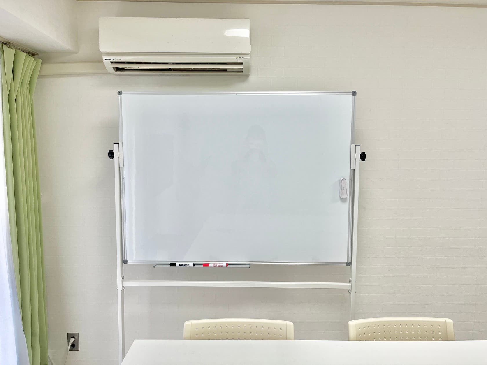 【biz西新宿】西新宿エリアの綺麗な貸会議室/貸事務所✨備品全て無料🆓/高速wifi/静かな環境/長期利用歓迎の写真10