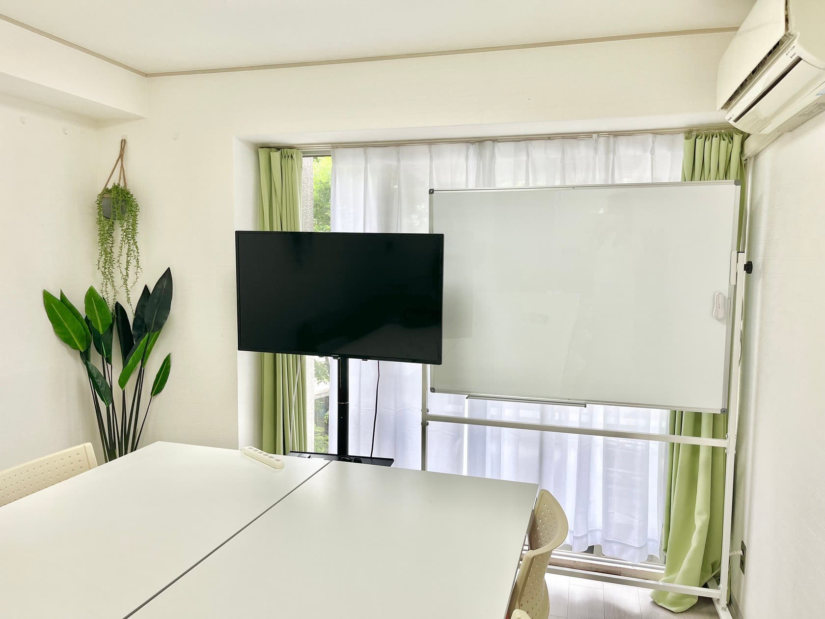 【biz西新宿】西新宿エリアの綺麗な貸会議室/貸事務所✨備品全て無料🆓/高速wifi/静かな環境/長期利用歓迎の写真6