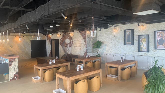 「ドン・キホーテ豊見城店5F」お洒落なカフェのレンタルスペース。女子会・二次会におすすめ!の写真4