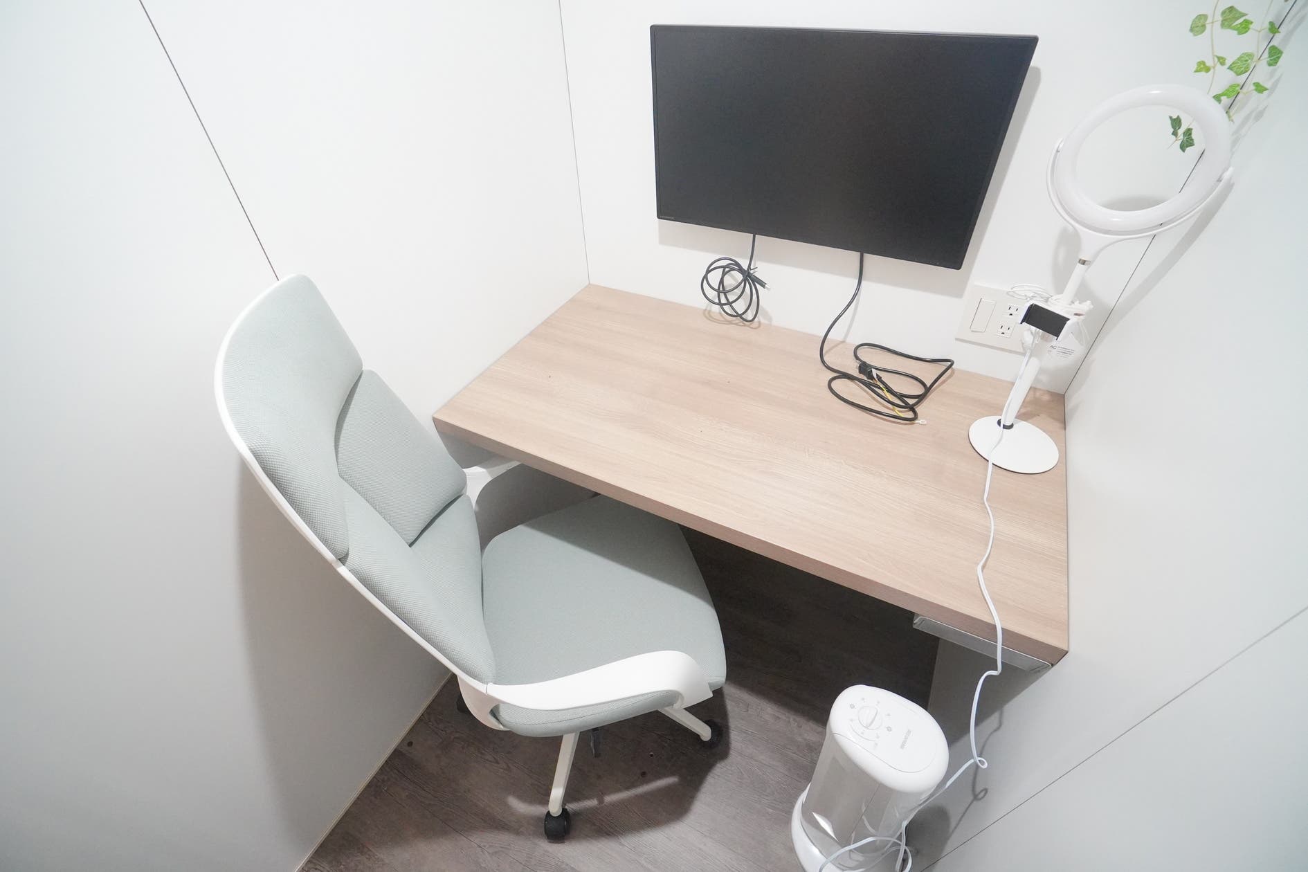 ＜PRIME BOOTH名古屋駅新幹線口No.3（ラージ）＞名古屋駅エスカＥ７出口徒歩4分🚃コンビニ1分🏪個室💼光Wi-Fiの写真7