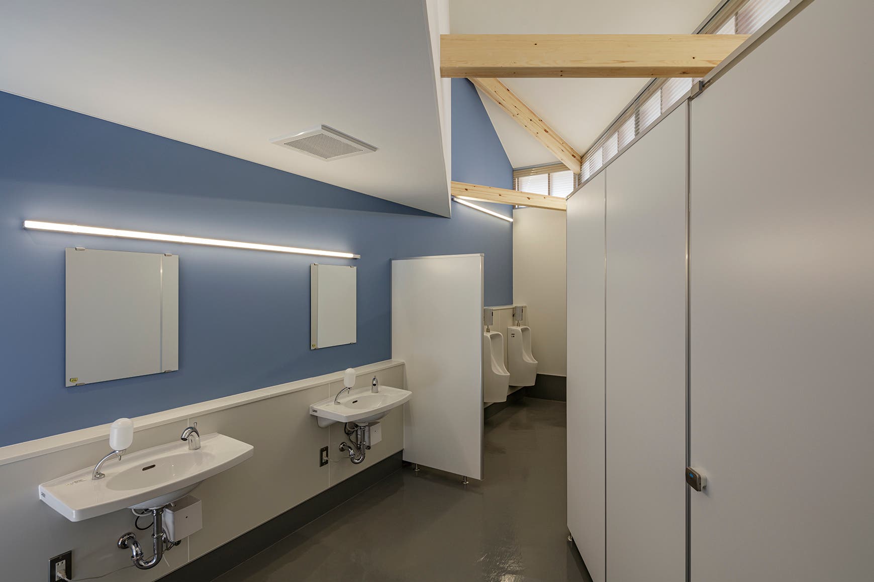 都心から90分、海まで30秒のアウトドア施設！！Wi-Fi＆電源ありの写真7