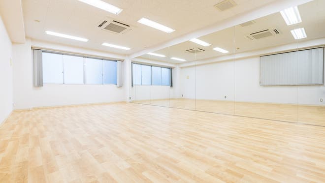 ●【特別割引中】ダンスも動画撮影もできる多目的レンタルスタジオ!【サンタクロス】天神大名の写真1