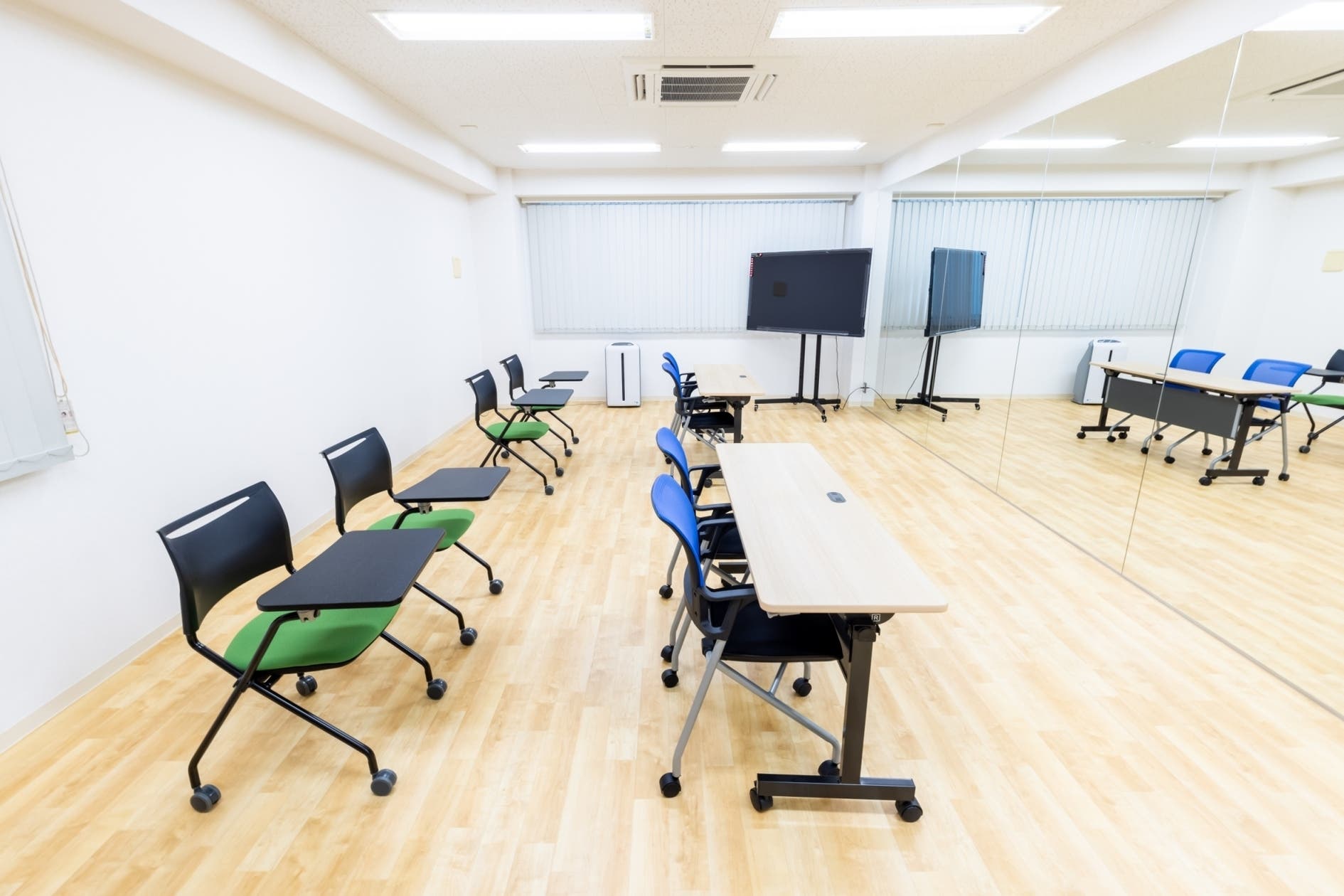 ●【特別割引中】ダンスも動画撮影もできる多目的レンタルスタジオ！【サンタクロス】天神大名の写真12