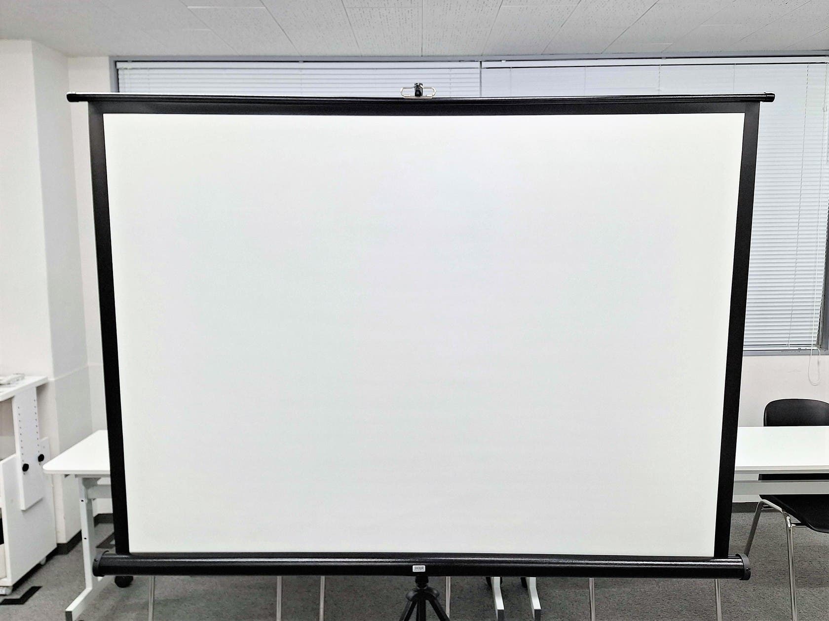 【半蔵門徒歩45秒/麴町駅徒歩4分】アクセス良好・低価格/48名収容/備品無料□会議・研修・セミナーにも最適□レイアウト変更自由の写真10