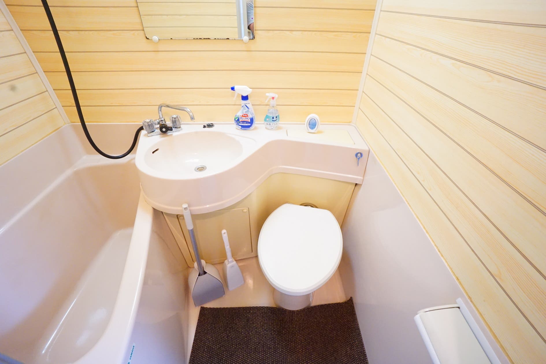 ＜博多駅前個室ブースNo.3＞完全個室ワークブース💼Wi-Fi📶モニター🖥テレワーク/ZOOM/面接/自習/作業場所の写真9