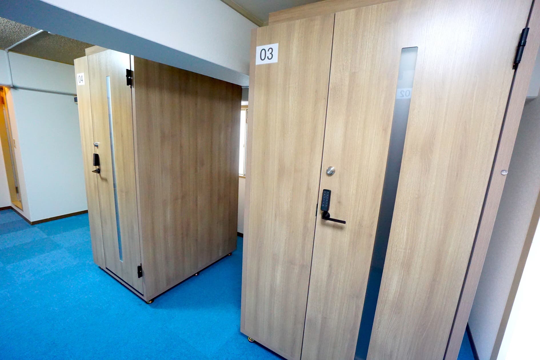 ＜博多駅前個室ブースNo.4＞完全個室ワークブース💼Wi-Fi📶モニター🖥テレワーク/ZOOM/面接/自習/作業場所の写真8