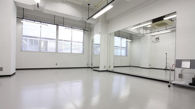 【DAYS 2F】OPENセール🎉 関内駅徒歩2分👍 横浜エリア最安🉐 ダンス、動画撮影・配信、ヨガ、武道、演劇などに❗の写真1