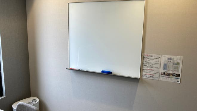 ✨12~1月値下げ中✨【大宮駅東口2分】~4名✨有人受付あり✨会議や遊びに!Wi-Fi/ドリンク 小会議室No.301の写真3