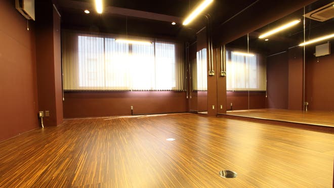 【DAYS 5F】関内駅徒歩2分👍 横浜エリア最安🉐 ダンス、動画撮影・配信、ヨガ、武道、演劇などに❗の写真1