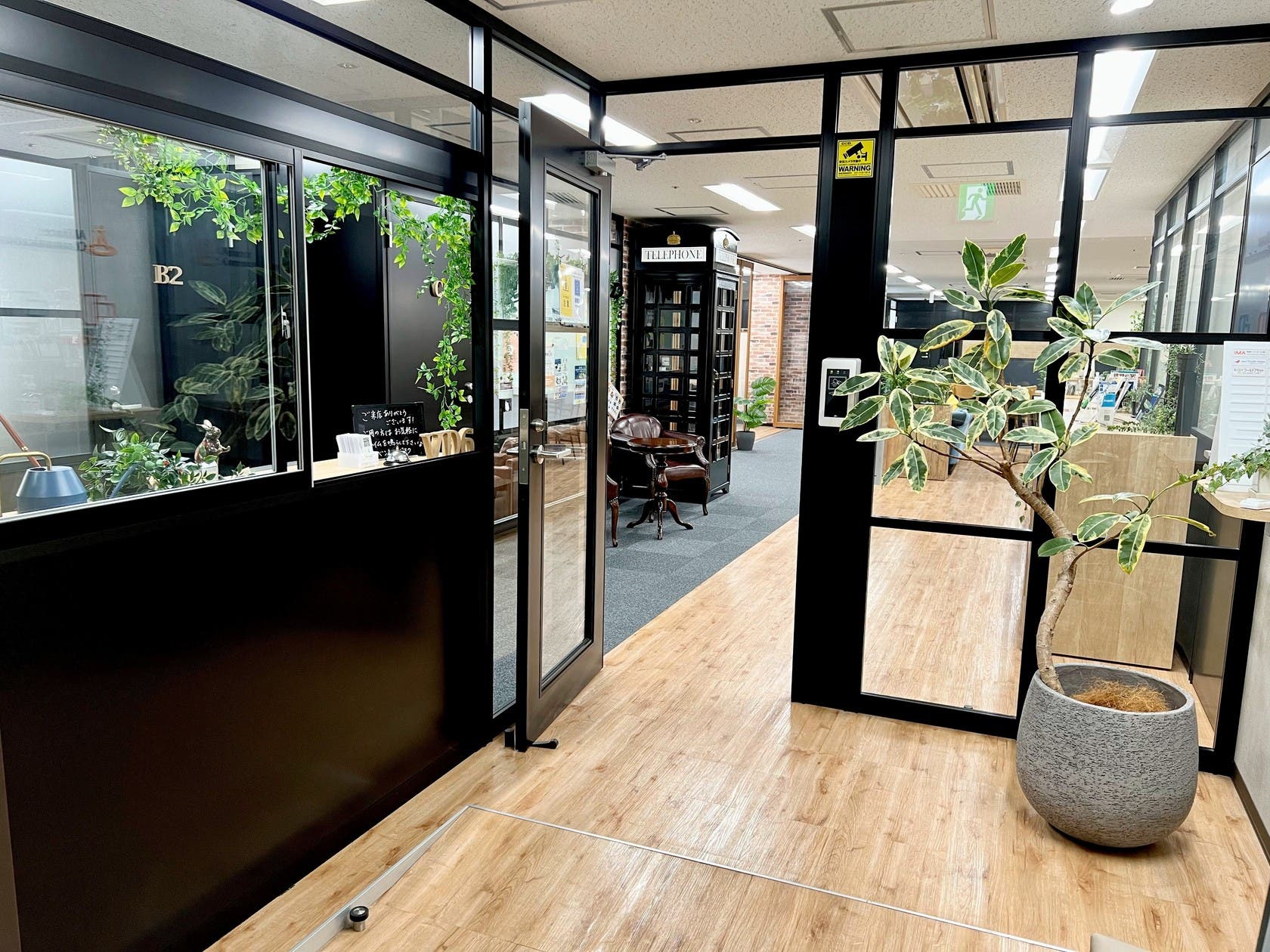 銀座駅2分❗️【～22名】セミナー/ボードゲーム/イベント等🎉開放的なミーティングルーム✨Aの写真15