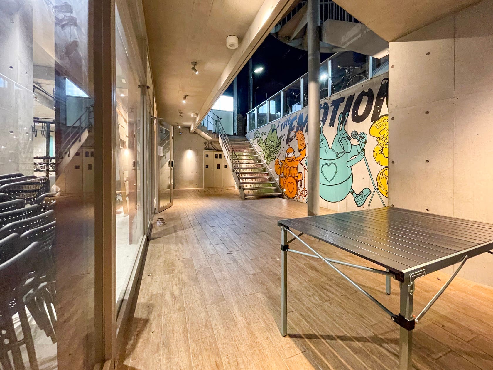 70名着席可【下北沢駅徒歩3分】カウンターキッチン完備!!高天井📷撮影映え✨イベントスペースの写真15