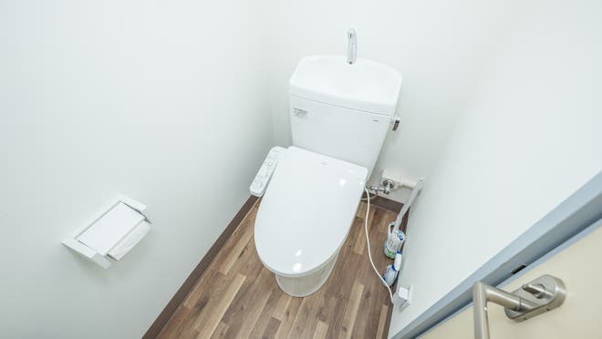 【西新宿駅3分】24席/プロジェクタースクリーン/光回線WiFi/ホワイトボード/演台☆1日1回スタッフ完全清掃のセミナールームの写真19