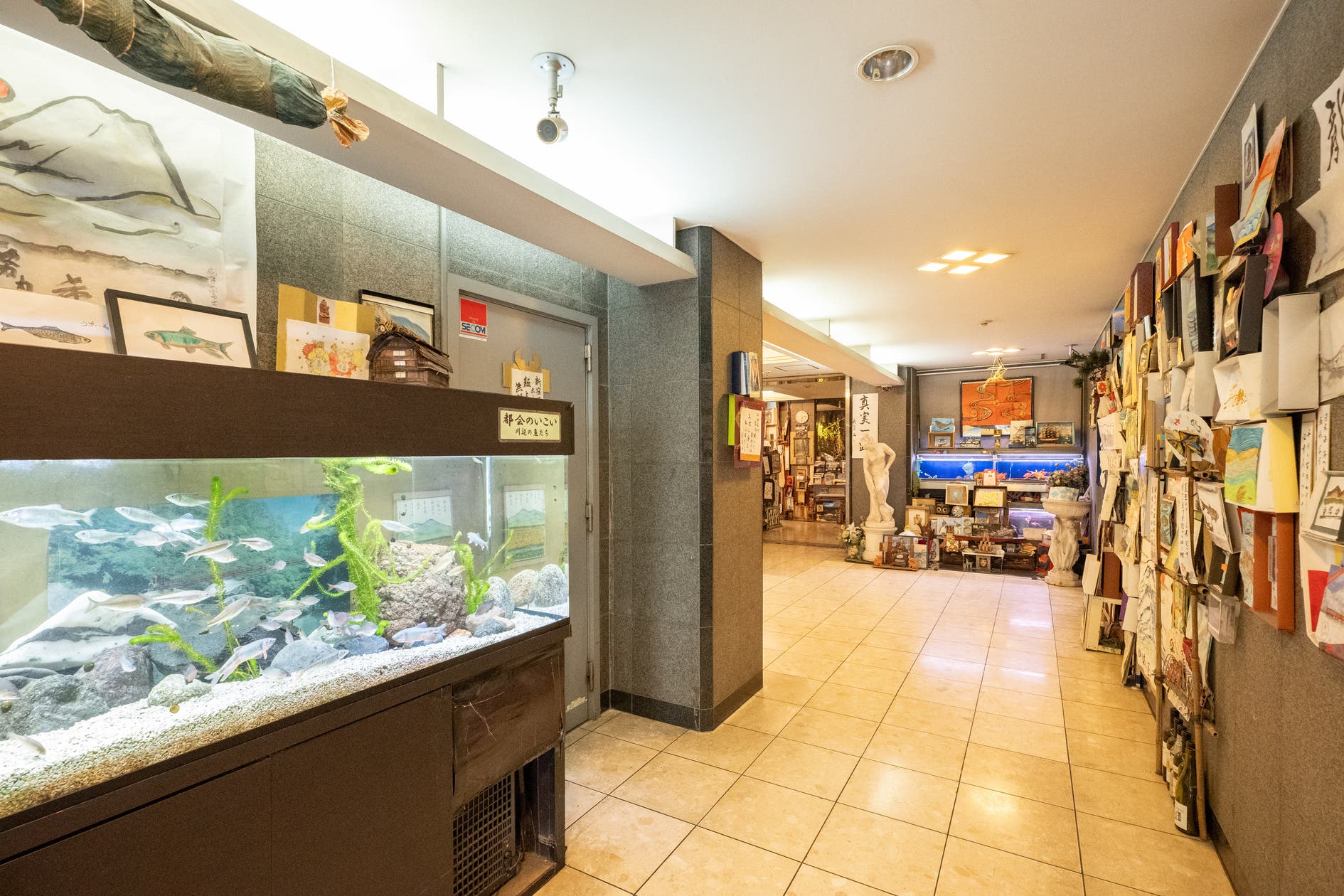 【西新宿駅3分】24席/プロジェクタースクリーン/光回線WiFi/ホワイトボード/演台☆1日1回スタッフ完全清掃のセミナールームの写真23