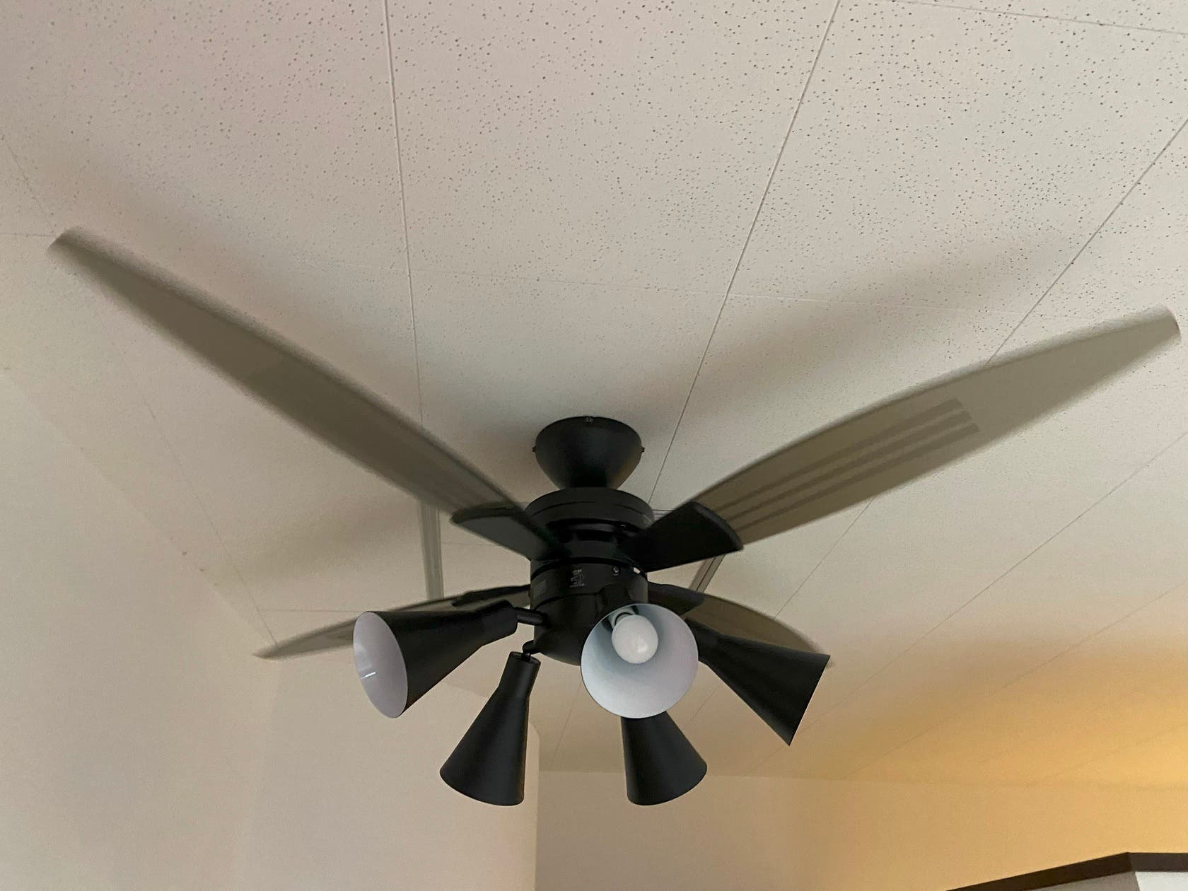 広くて安くて綺麗な福岡レンタルスタジオ 設備備品も充実。24時間営業で深夜練も可能の写真12