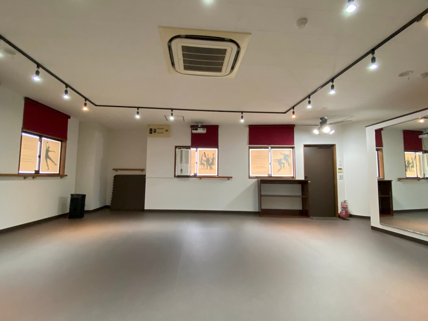 広くて安くて綺麗な福岡レンタルスタジオ 設備備品も充実。24時間営業で深夜練も可能の写真18