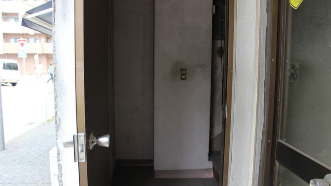 鶴舞駅から徒歩5分の昭和風情なフリースペースの写真4