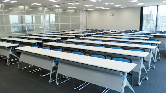 大阪会議室 鐵鋼會館 5+6号会議室【本町駅徒歩2分/最大116名/高品質・高グレード貸会議室】の写真1