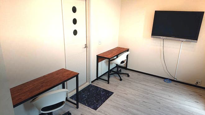 春日部市の武里駅東口から徒歩1分/防音仕様プライベートスペースの写真3