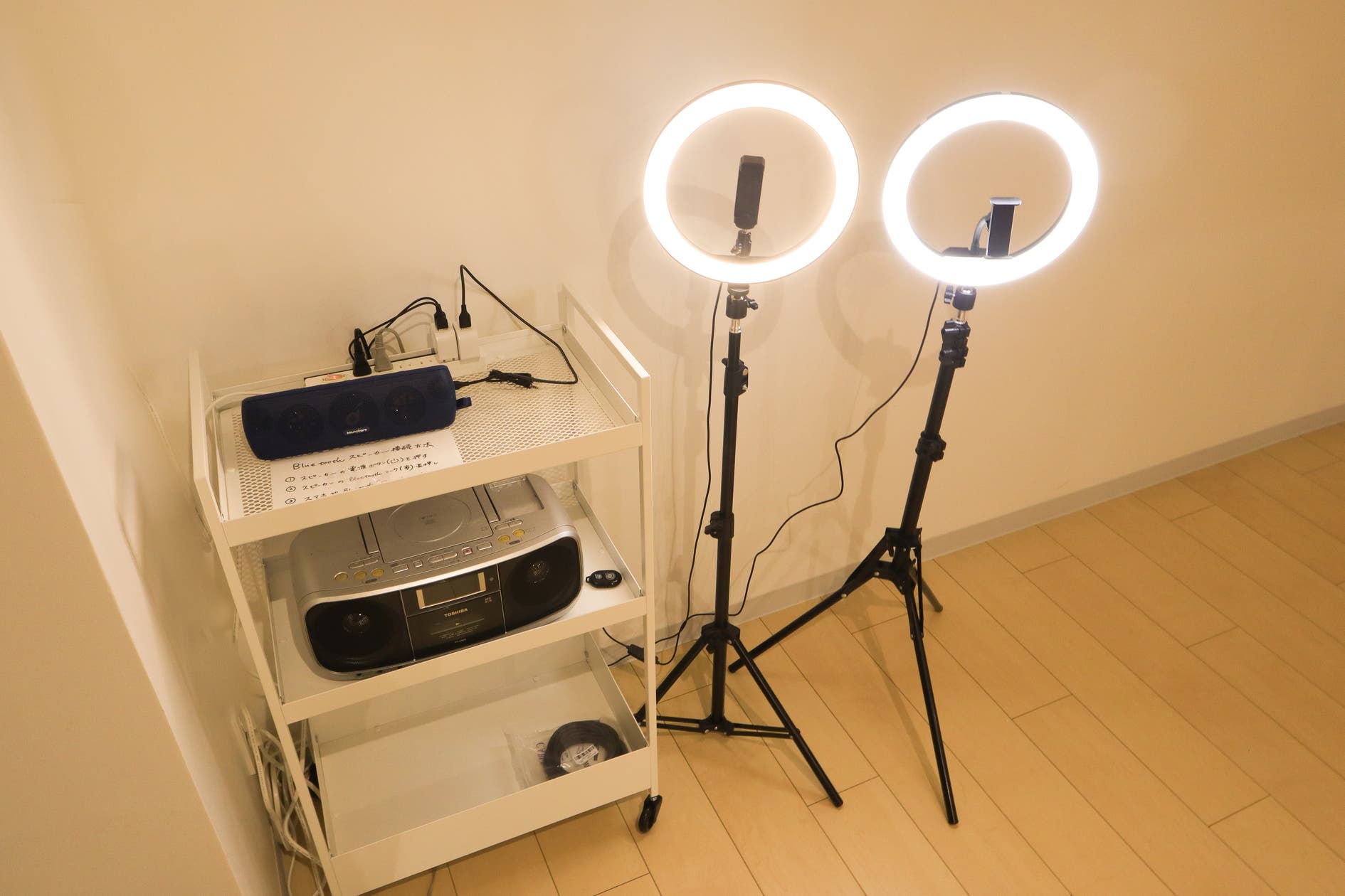 【🌟三角公園目の前🌟】ダンスもできるレンタルスタジオ｜24時間利用可能⏰幅5.4ｍ高さ2ｍの大型鏡の写真6