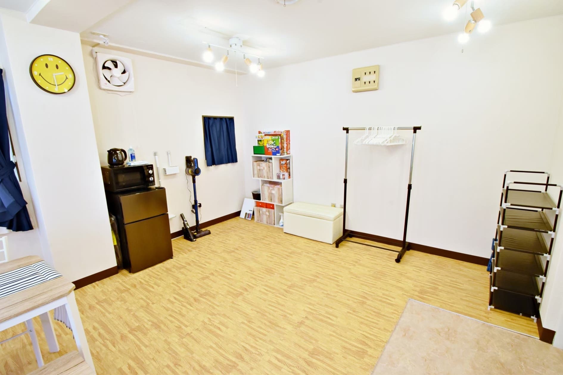 メリクリ🎉🎅✨ひろびろ50㎡✨ふんわりやわらか床🎵100インチスクリーン📺ボドゲ充実👍24時間営業⌚終電待ちに😊の写真24