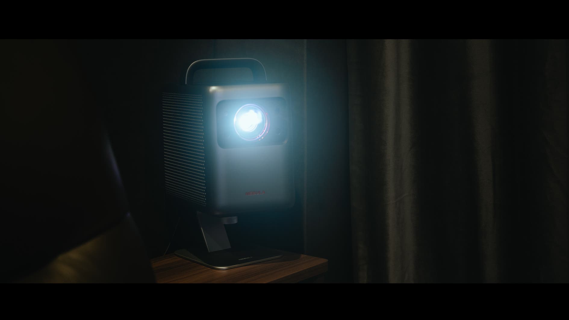 📹Nebula Cosmos Laser [プロジェクター]の画像1