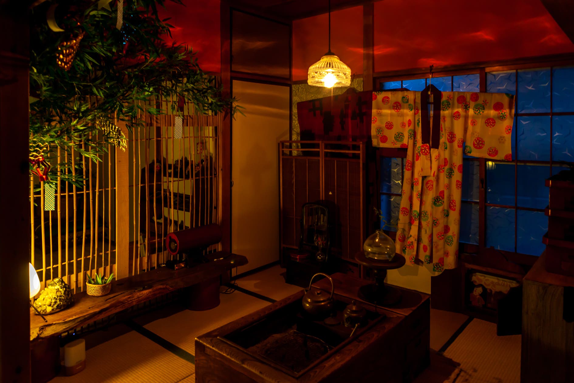 紅葉・こたつ・自然光・ちゃぶ台・浴衣・レンタル着付・自然光・懇親会・生配信・火鉢・ポートレイト・古時計の写真18