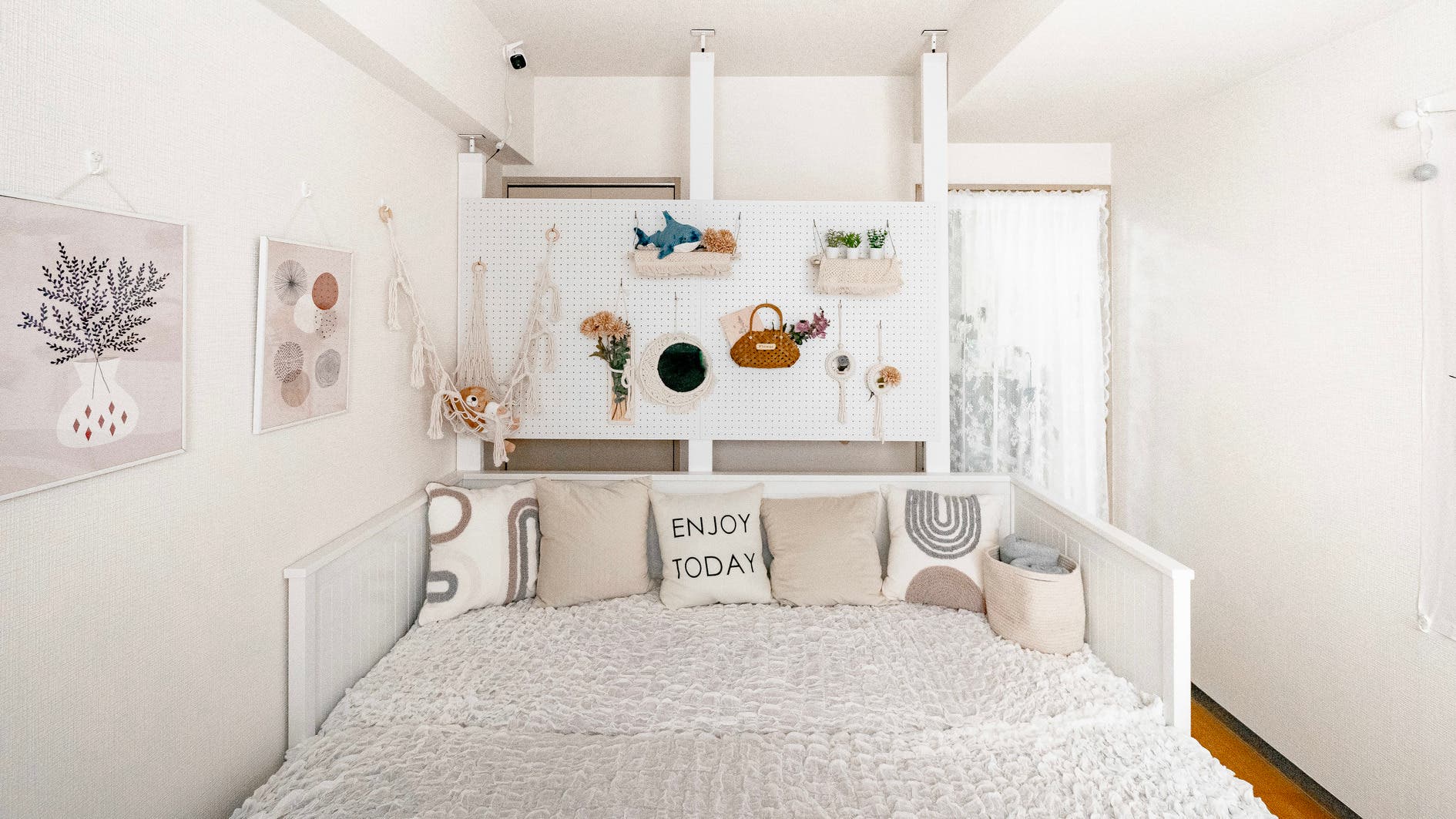 KUTSUROGIかしわ🏆ベストホスト受賞🏆1日中くつろげる人をダメにする空間🖤映画視聴可🎬の写真6