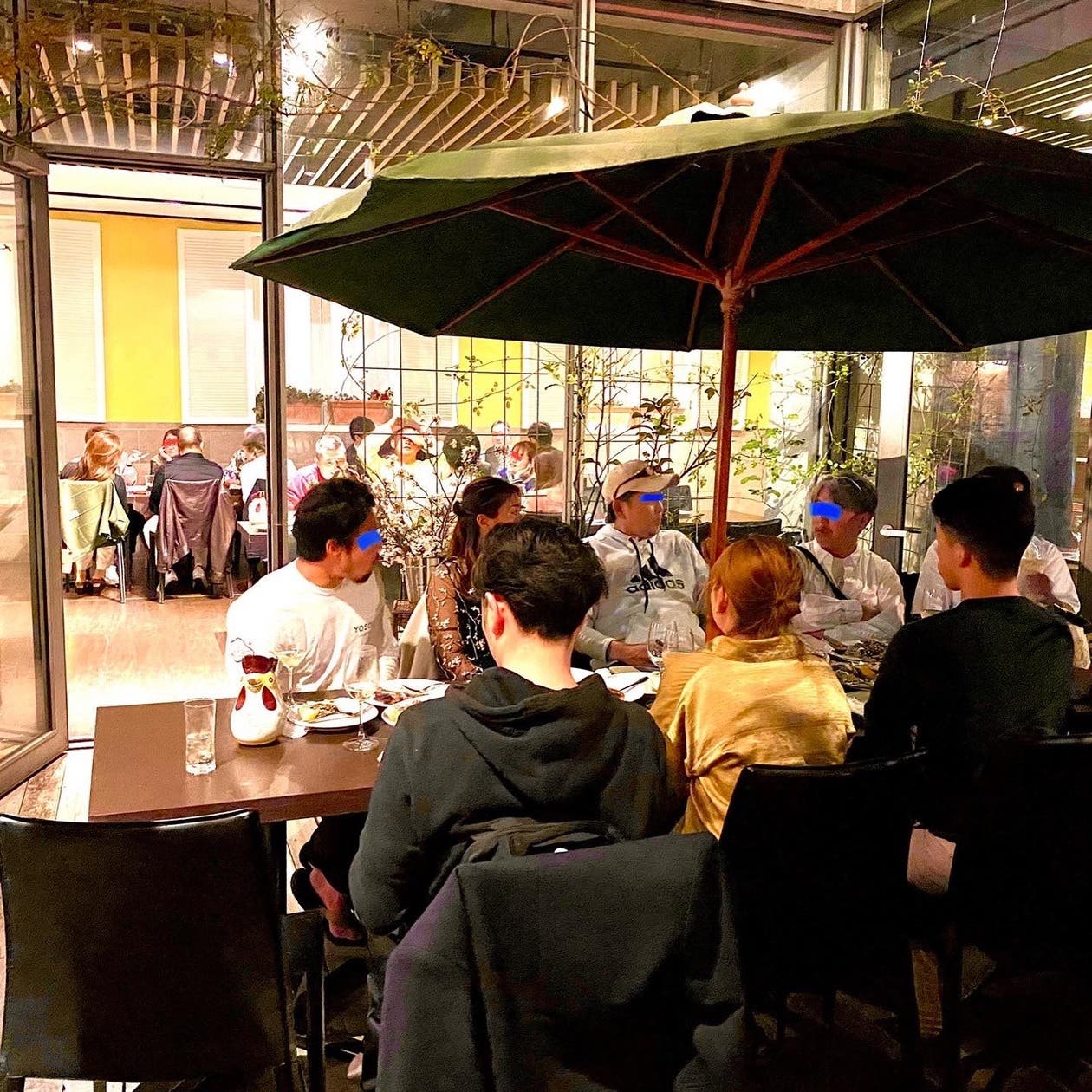 ビル最上階、中庭のあるレストラン。撮影やセミナー、会議、講演会、マルシェ、演奏会等に。中庭も完備。の写真9