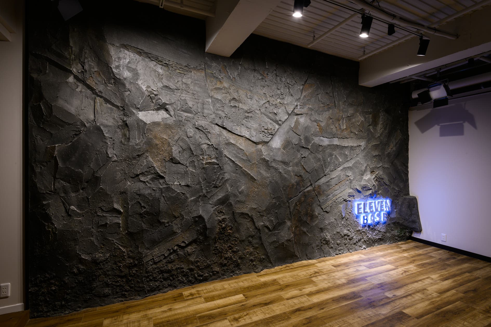 【矢場町駅徒歩10秒】43.5〜80.5㎡ レッスン、REC、イベント、配信収録など一元化可能！ELEVEN BASEの写真4